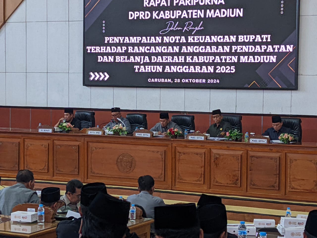 DPRD Kabupaten Madiun Gelar Rapat Paripurna Bahas Nota Keuangan RAPBD Tahun 2025 - Neumedia.id